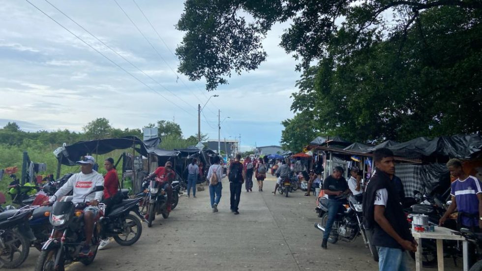La Misión Humanitaria "manos que acompañan” llego a más de 1,500 ...
